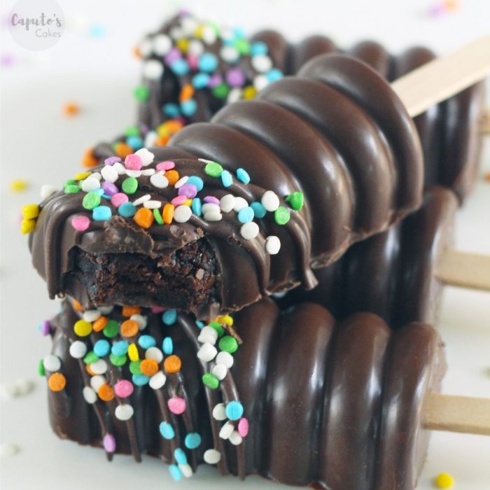 How to Make Cakesicles: A Step-by-Step Guide | ExploreInsights